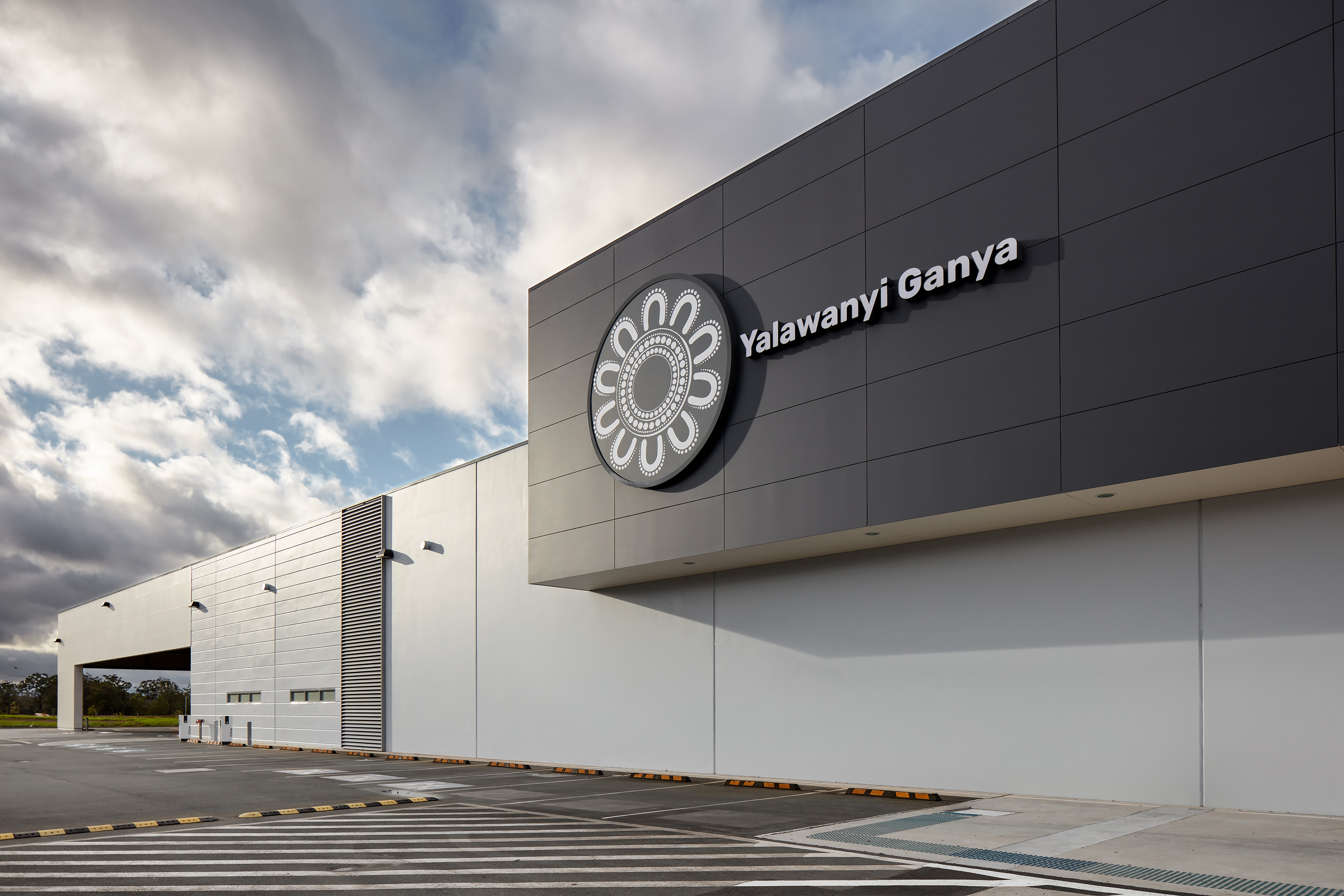 Administration & Customer Service Centre, Yalawanyi Ganya Details ...