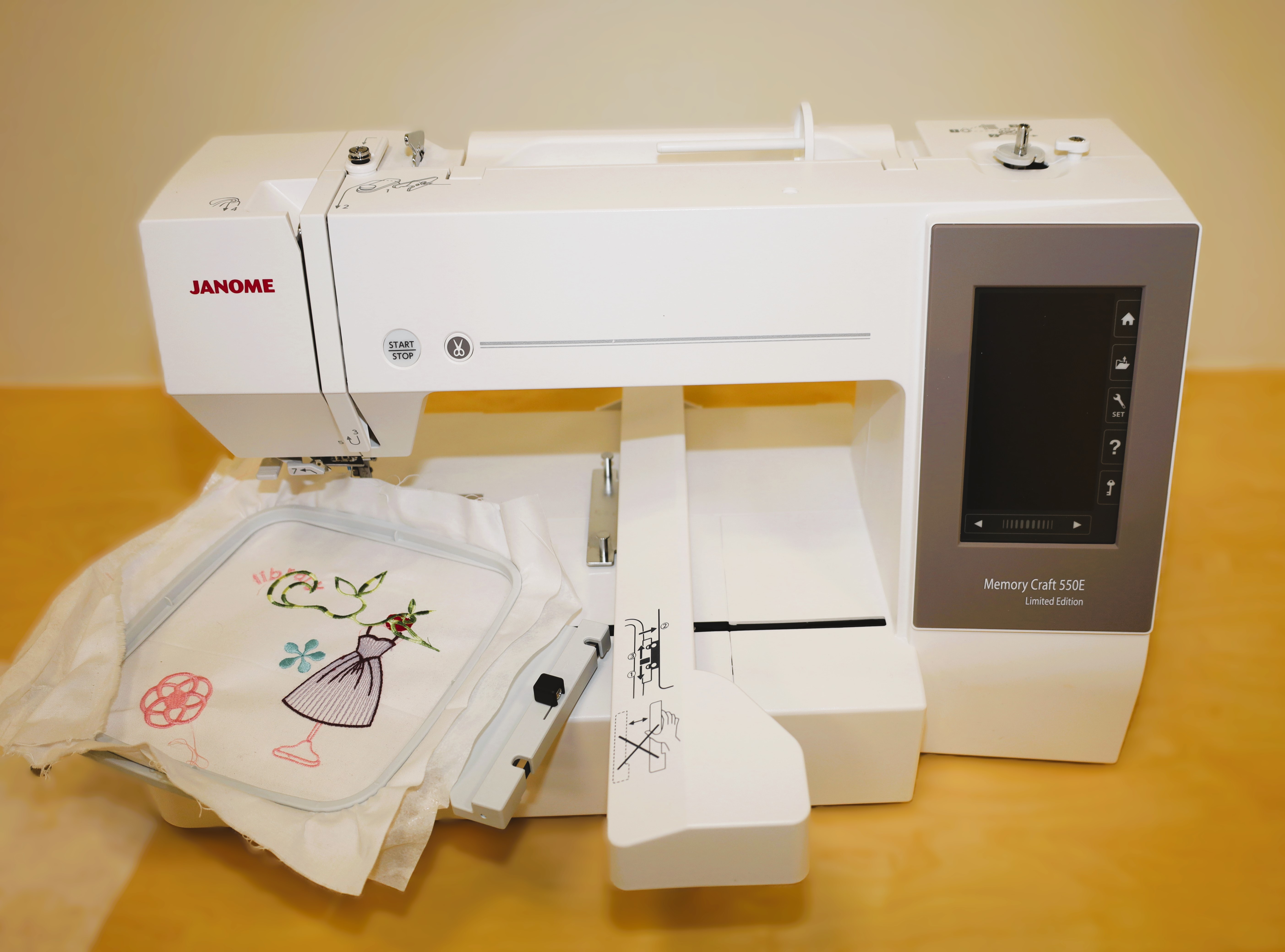Cleveland Library Makerspace Details | Bookable Redland City Council