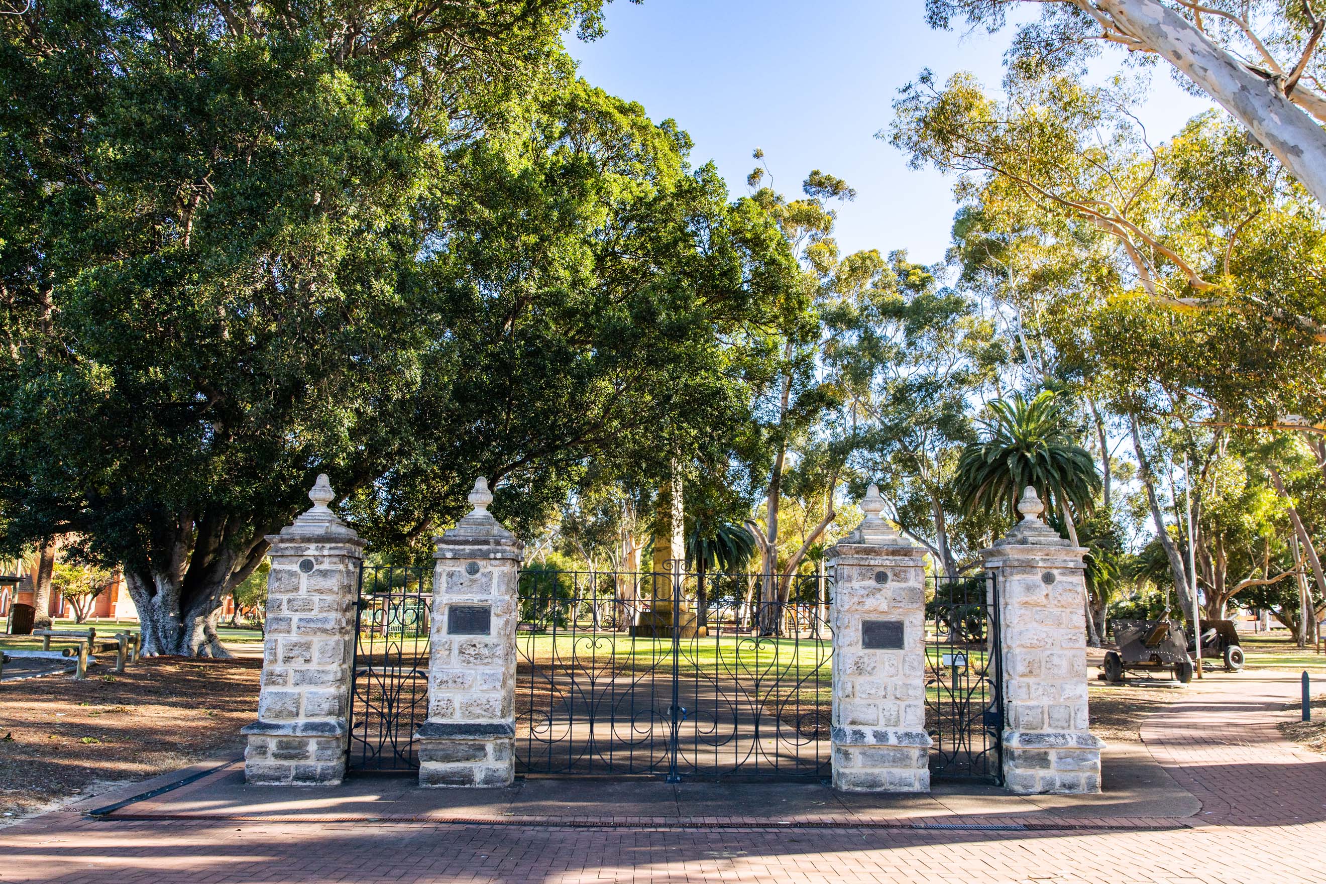 Stirling Square Details | Bookable City of Swan